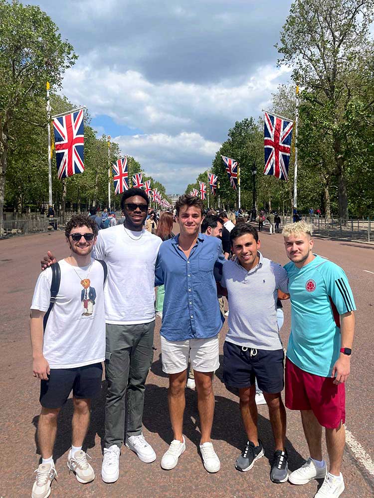 Studying Abroad in London England | Study Abroad Programs