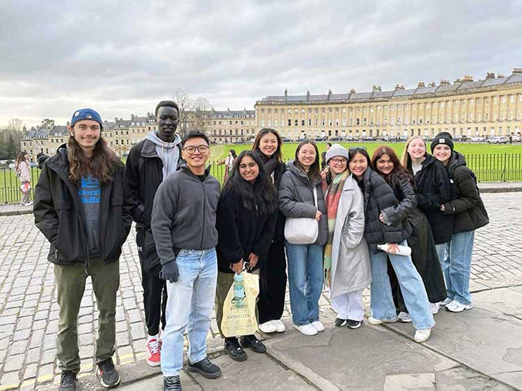 Studying Abroad in London England | Study Abroad Programs