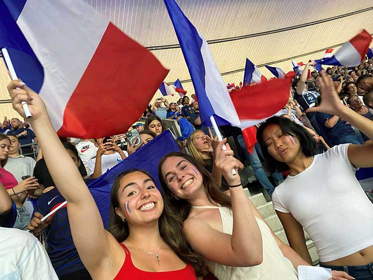 Study Abroad in Paris, France - Paris Intern Abroad Programs
